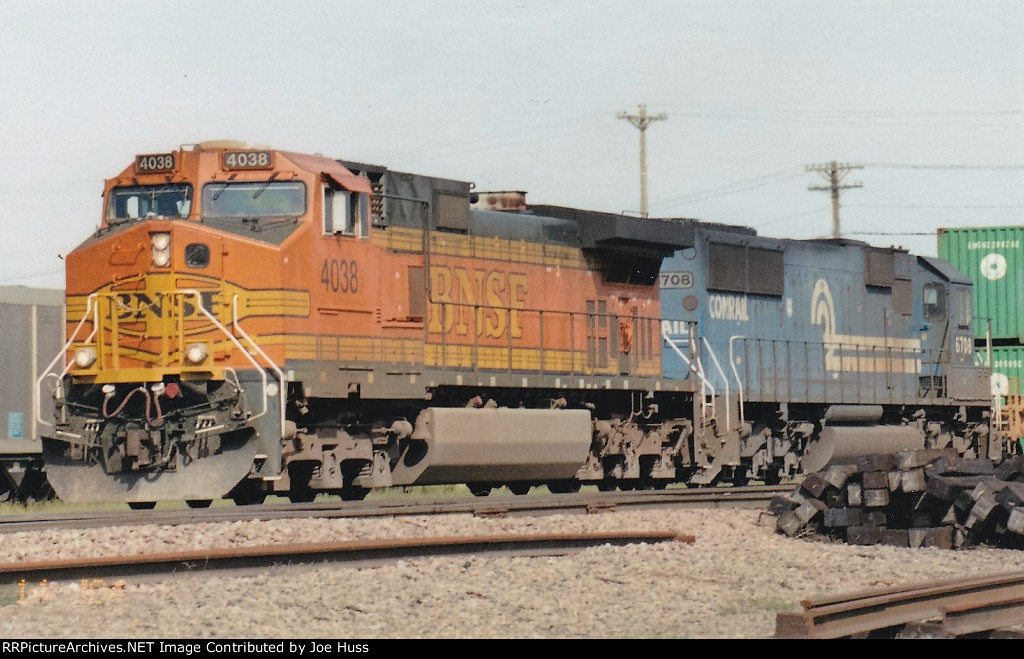 BNSF 4038 East